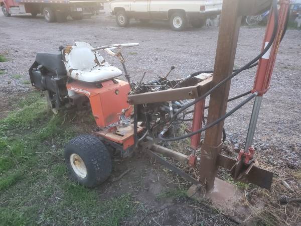 Custom made mobile log splitter – Car Freak Classics