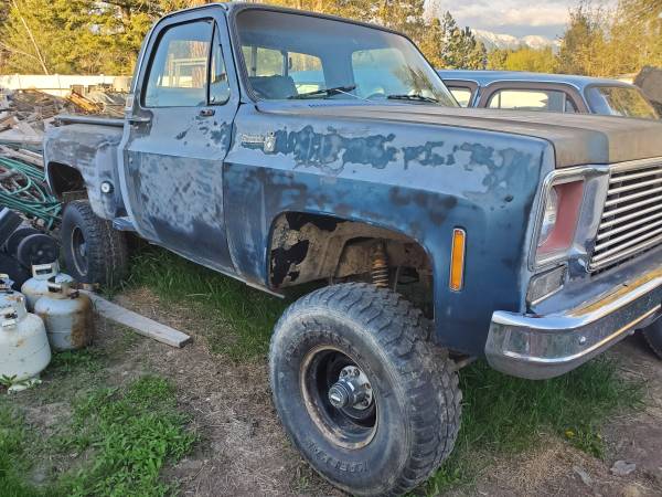 CLASSIC 1975 CHEVY SILVERADO SHORTBOX STEPSIDE 4x4 – Car Freak Classics